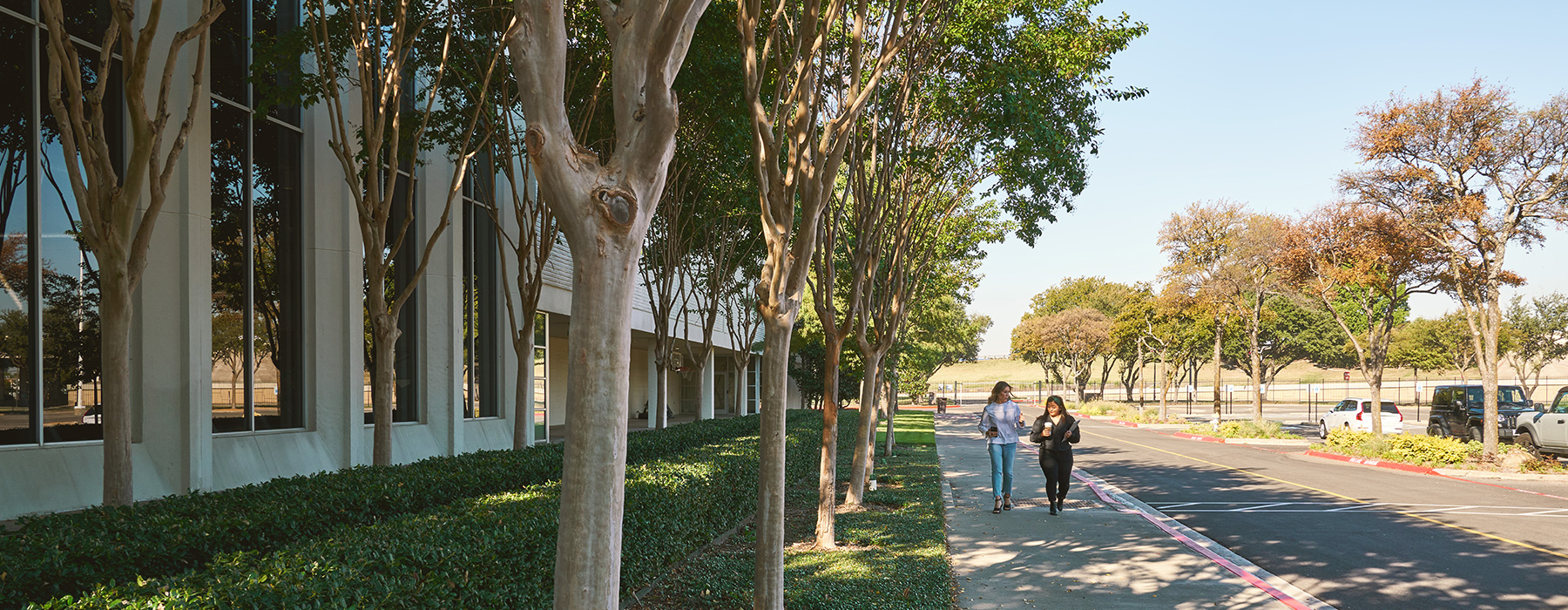 Contact | Fossil Group